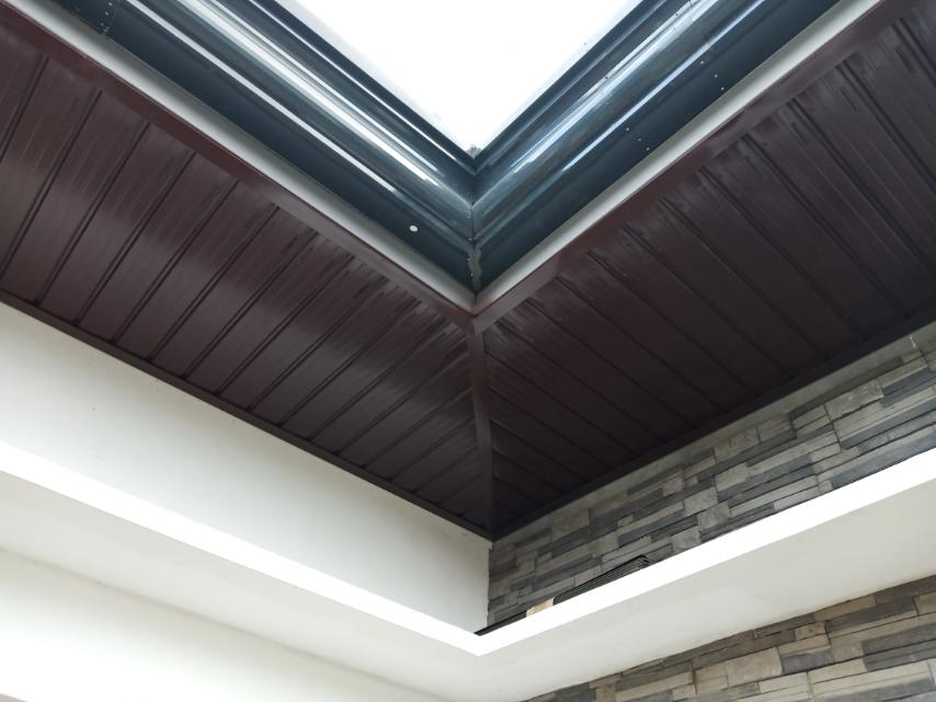 RIB SPANDREL IN PRE-PAINTED FINISH – metalinkretail